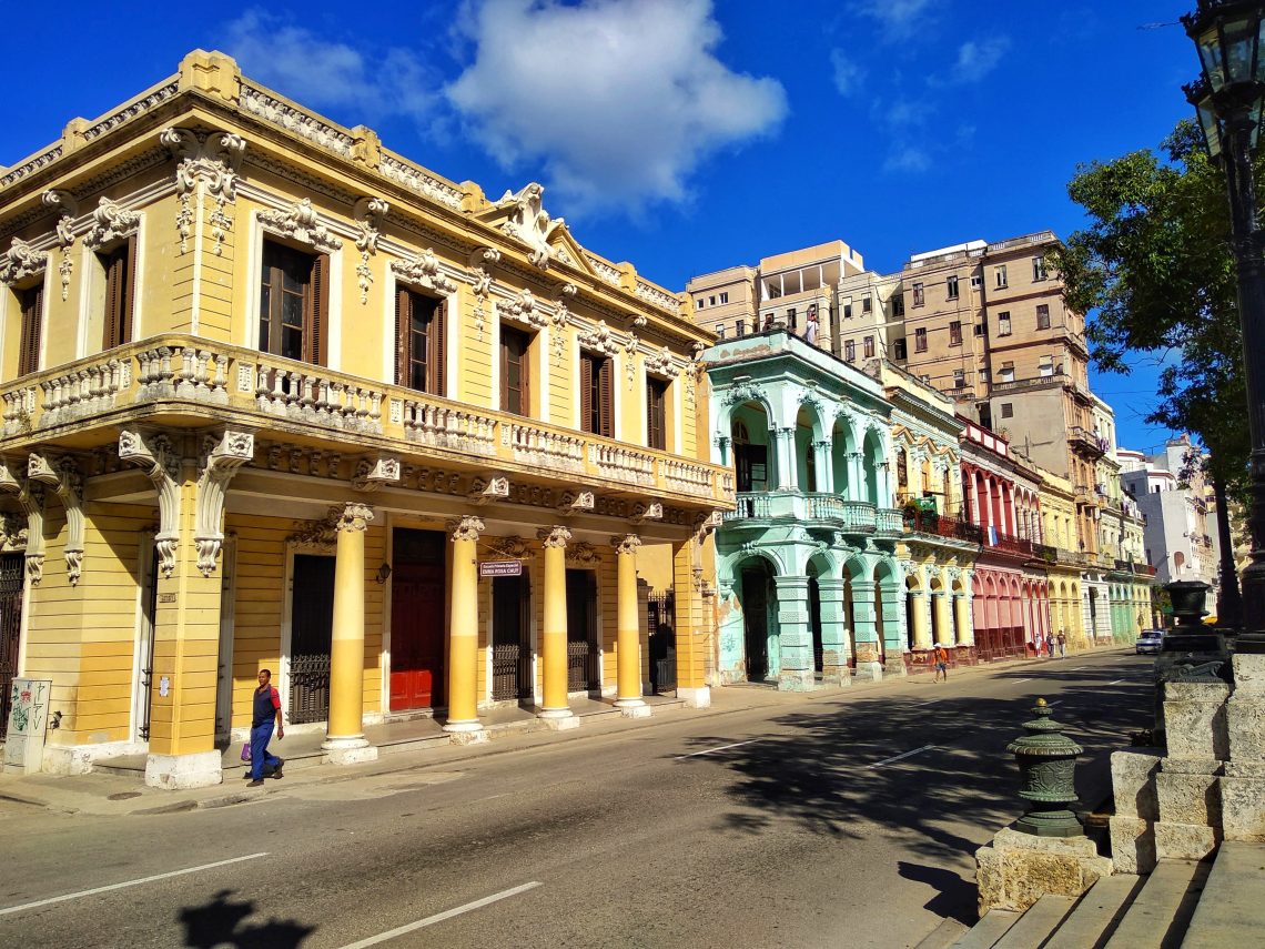 CUBA COLONIAL - Enfermeras viajeras - Enfermeras viajeras - Cuba